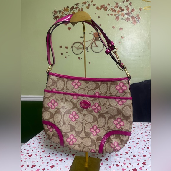 Coach | Bags | Coach Peyton Signature Clover Convertible Crossbody ...